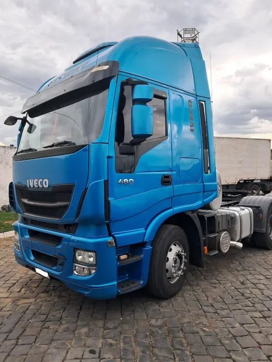 IVECO HI-WAY 480 6X4 2020 - Caminhões - Gralha Azul, Fazenda Rio Grande 1355800709 | OLX