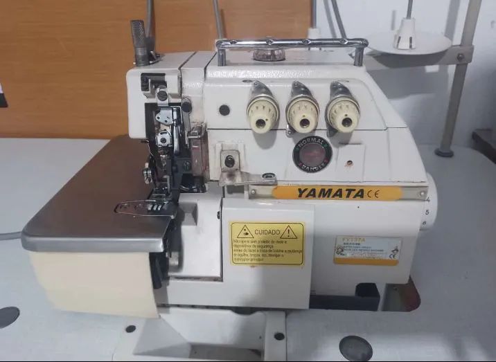 Vende - se máquina overlock yamata - Máquinas de Lavar e Secadoras ...