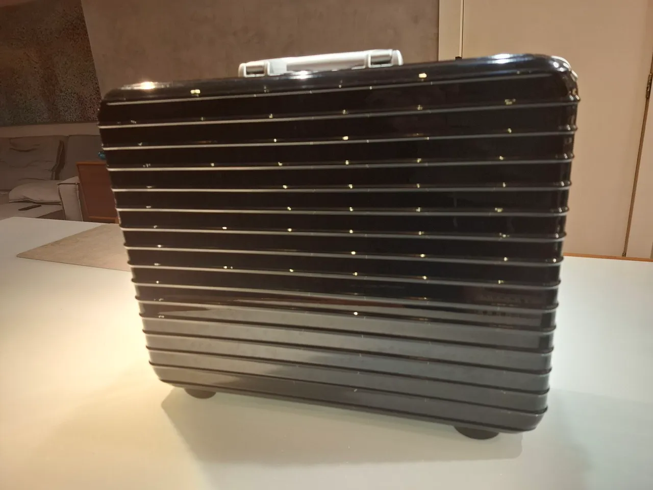 "mala rimowa" no Brasil