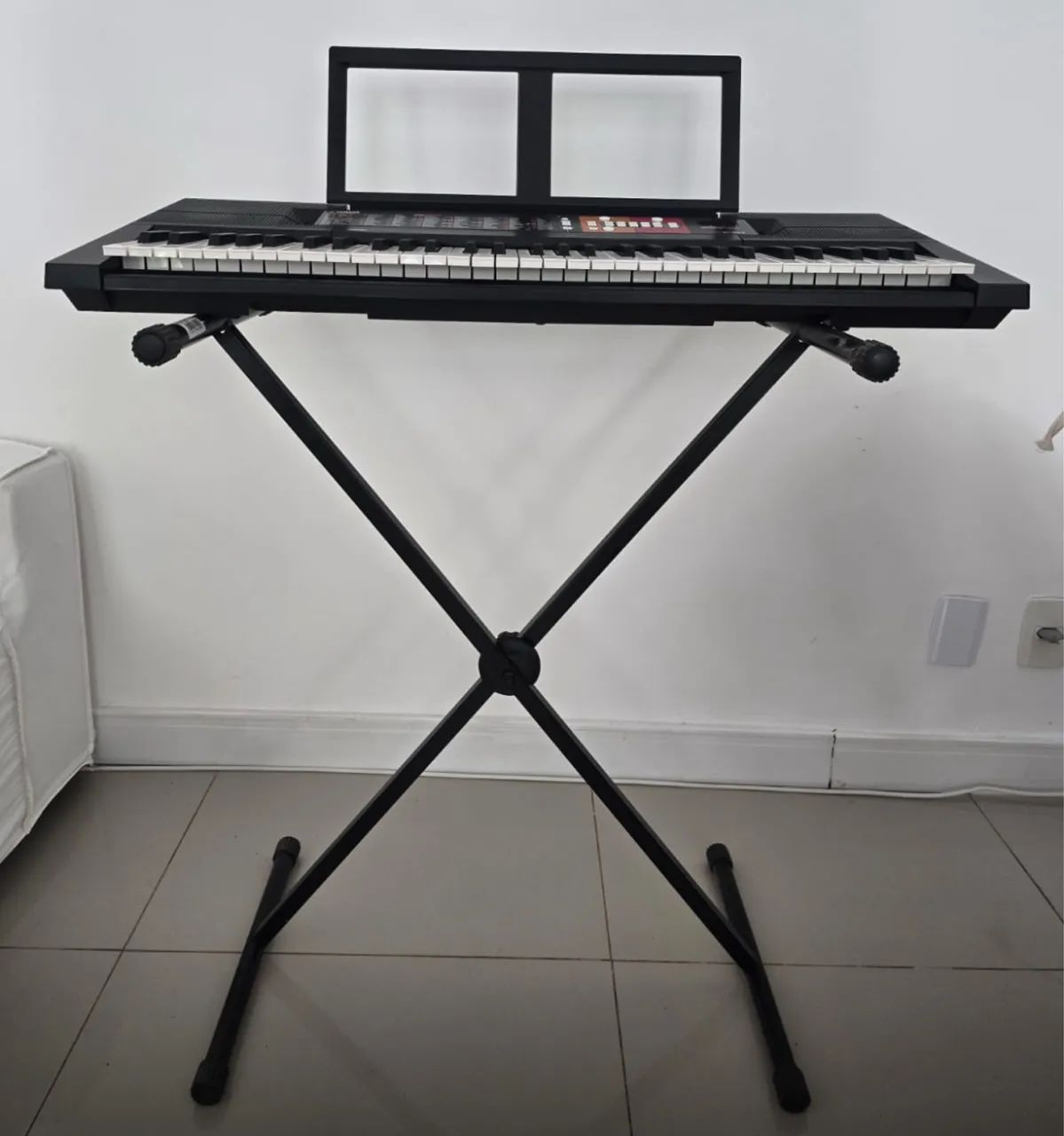 Teclado Yamaha digital PSR-F51 com suporte capa de transporte ...