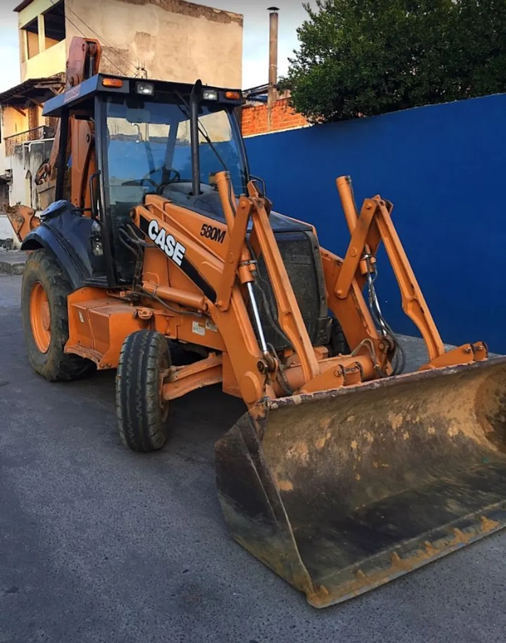 "retroescavadeira case" - Máquinas pesadas para construção no Brasil