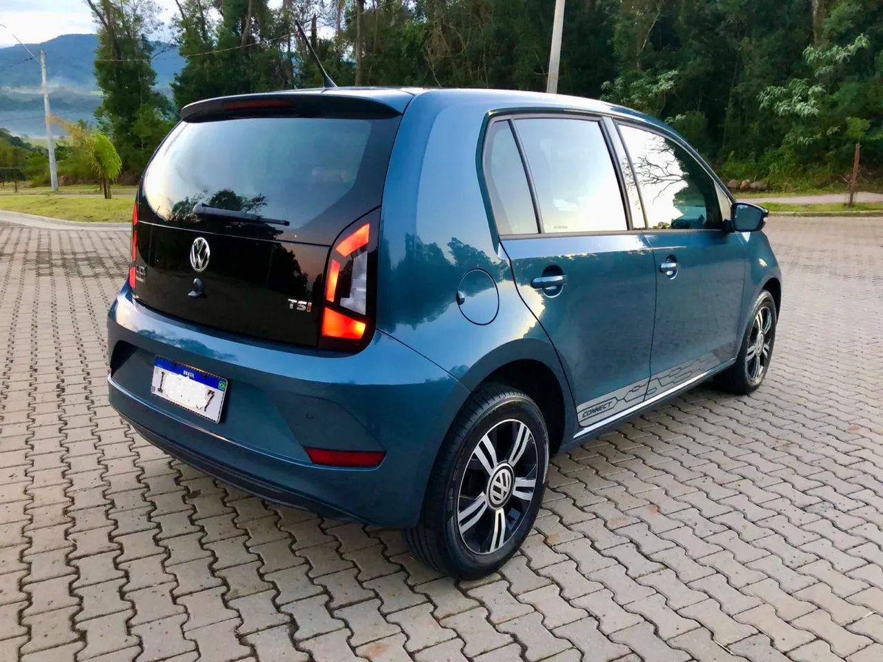 VOLKSWAGEN UP! 2018 Usados e Novos