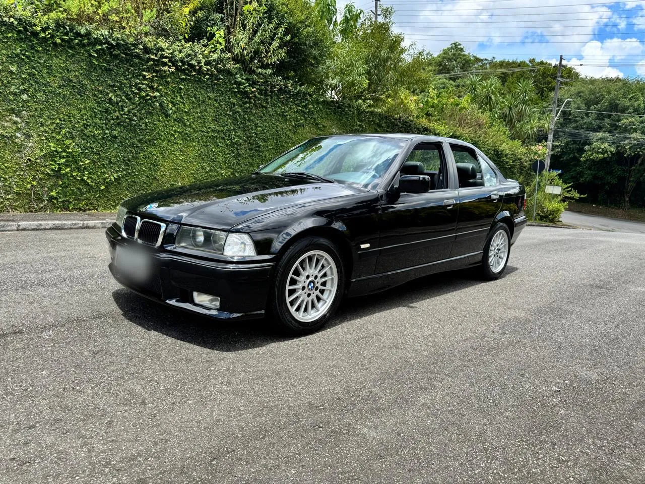 BMW 323I Usados e Novos