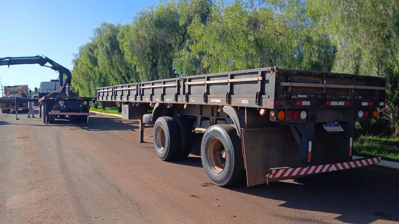 "carreta reboque carro" no Brasil