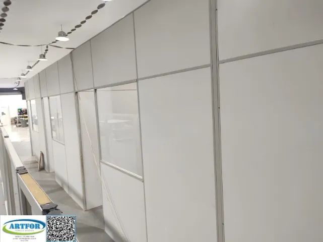 Divisórias Divilux na Cor Cimento Queimado. Valor ja incluso instalação ...