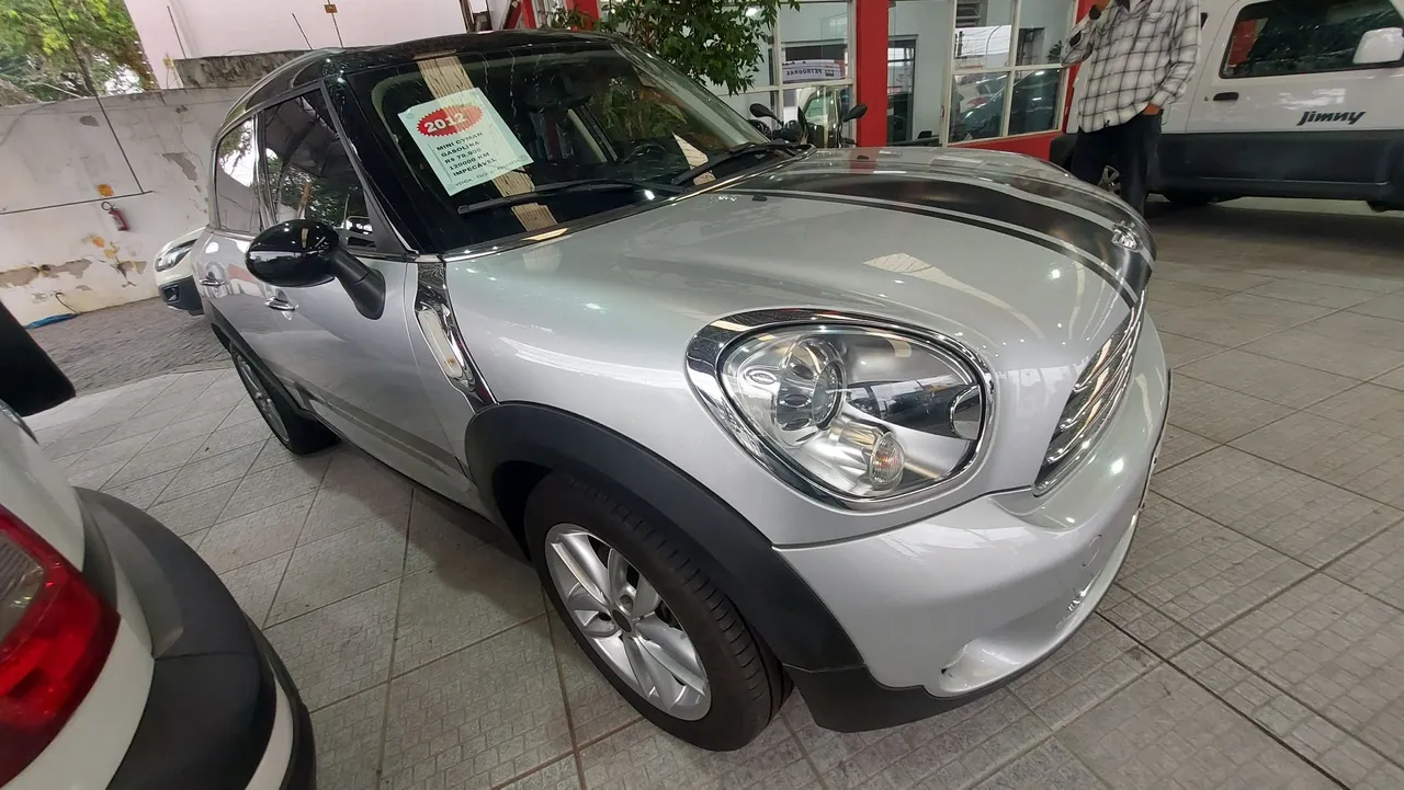 MINI COOPER S CLUBMAN 1.6 AUT. Usados e Novos