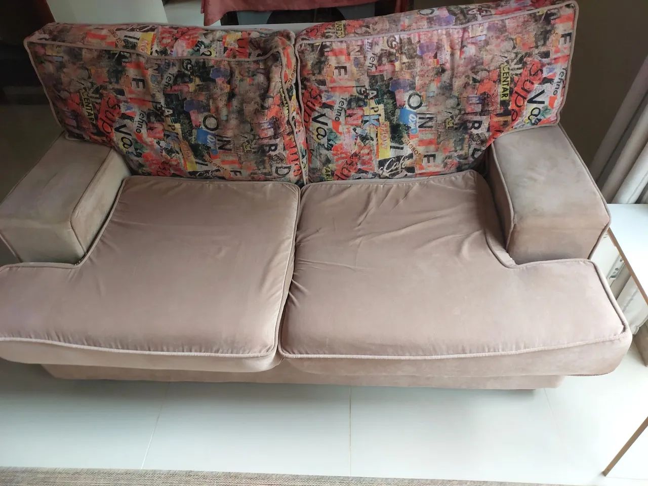 Sofá de 2 lugares e uma poltrona para sala. - Sofás e Poltronas - Lagoa ...