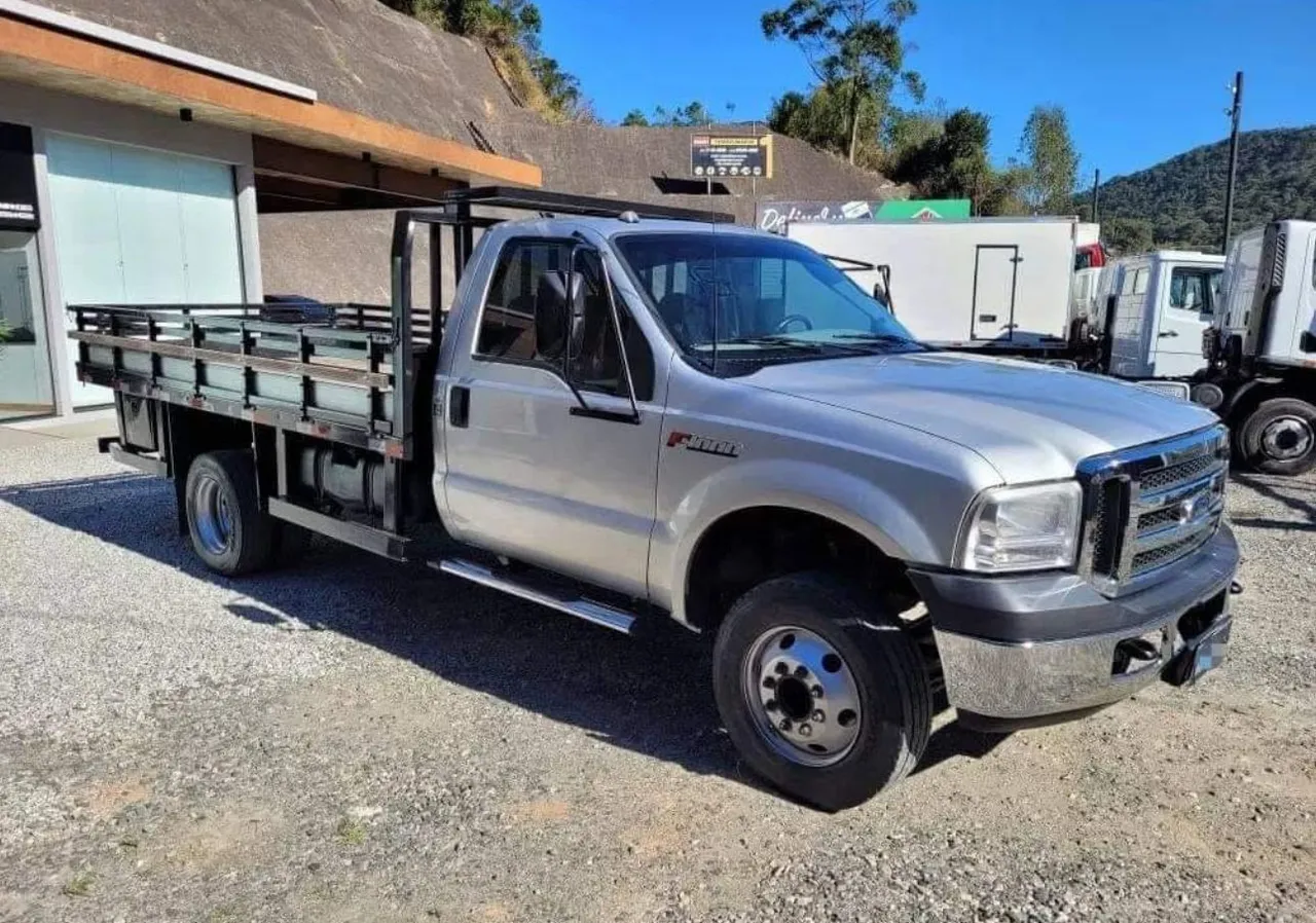 "f4000 4x4" no Brasil