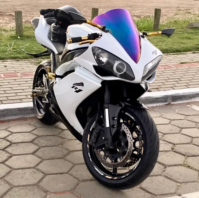 Motos YAMAHA YZF no Brasil