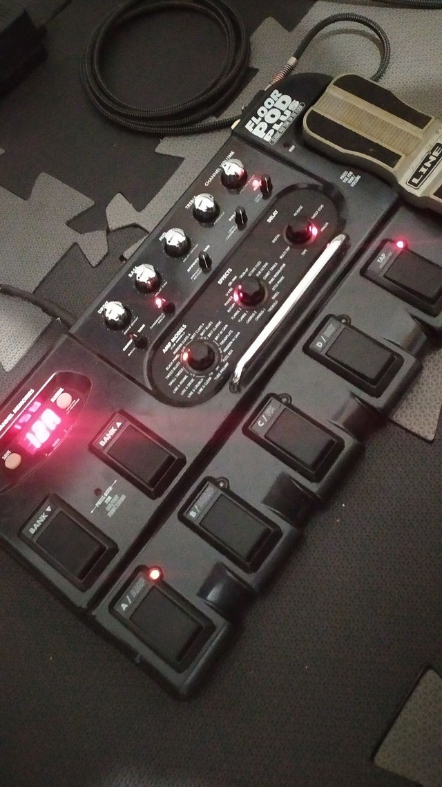 Pedaleira pod floor plus | +17 anúncios na OLX Brasil