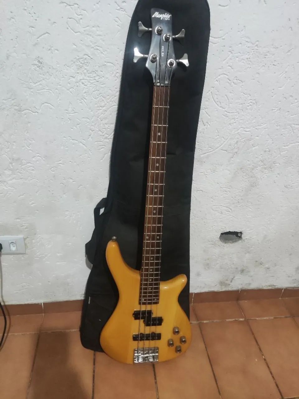 Contra Baixo Memphis da Tagima, passivo 4 cordas ? - Instrumentos ...