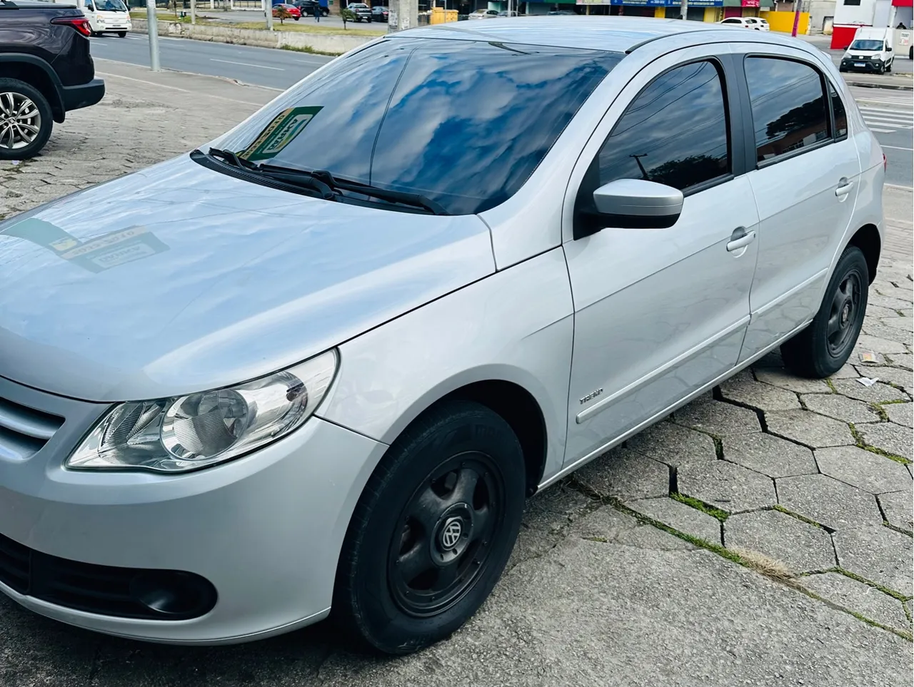 Volkswagen Gol CITY (TREND)/TITAN 1.0 T. FLEX 8V 4P Usados e Novos