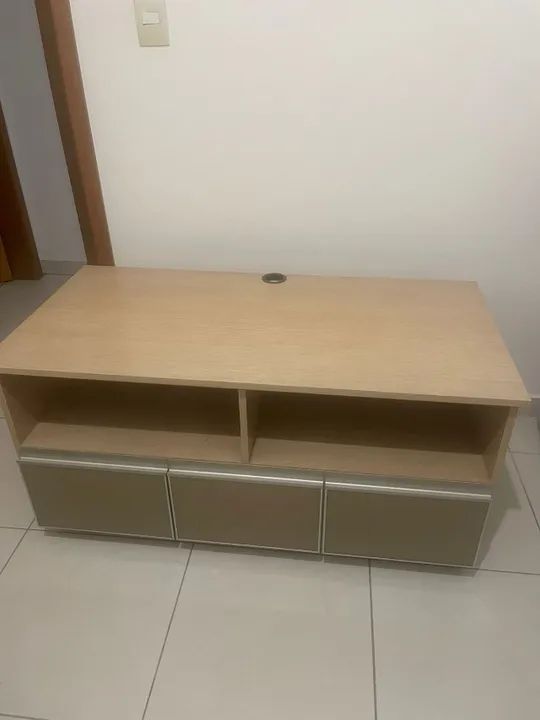 RACK com 3 gavetas revestida em vidro temperado bege, super conservado ...