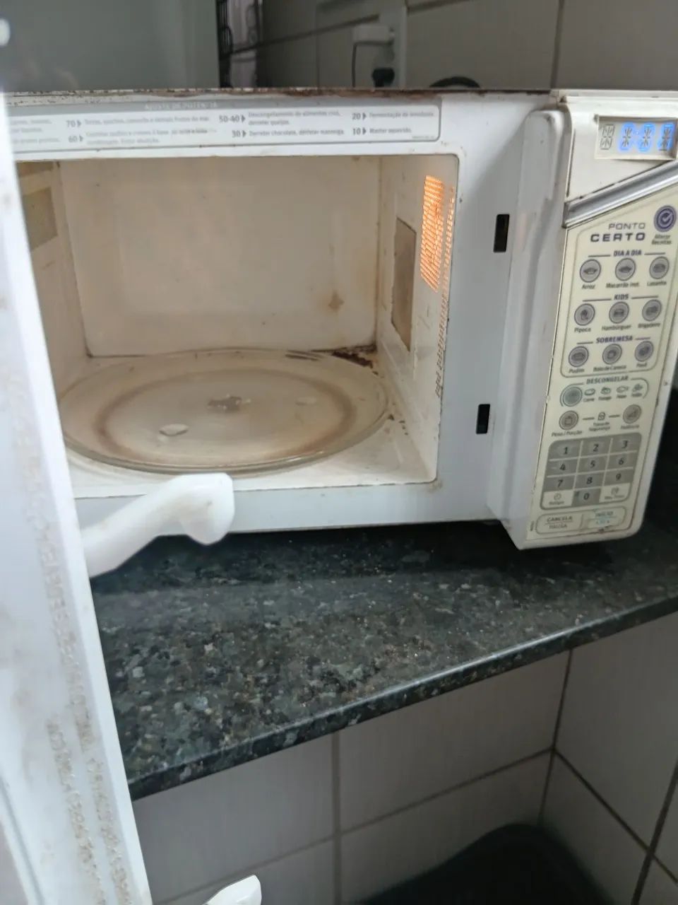 Vendo Micro-ondas Electrolux usado - Fogões e Fornos - Porto de Santana ...