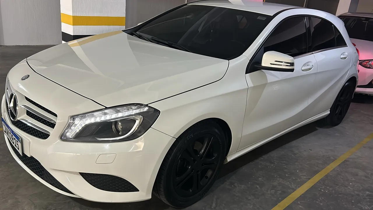 Mercedes-Benz A-200 2015 Usados e Novos