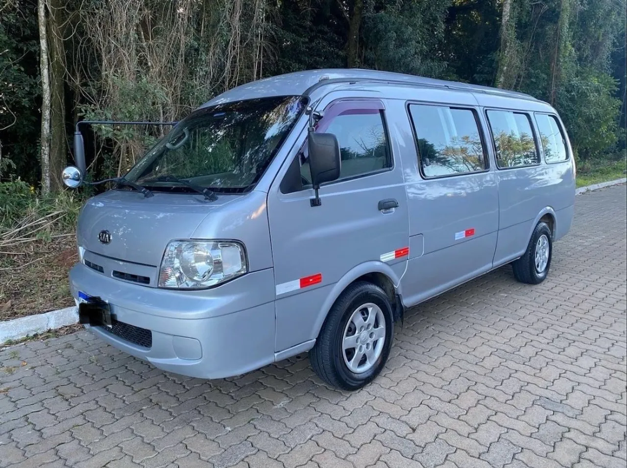 KIA MOTORS BESTA Usados e Novos