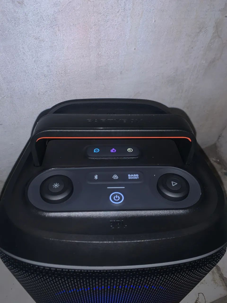 Jbl party box 120 Garantia de 3 meses loja + garantia de 1 ano JBL ...