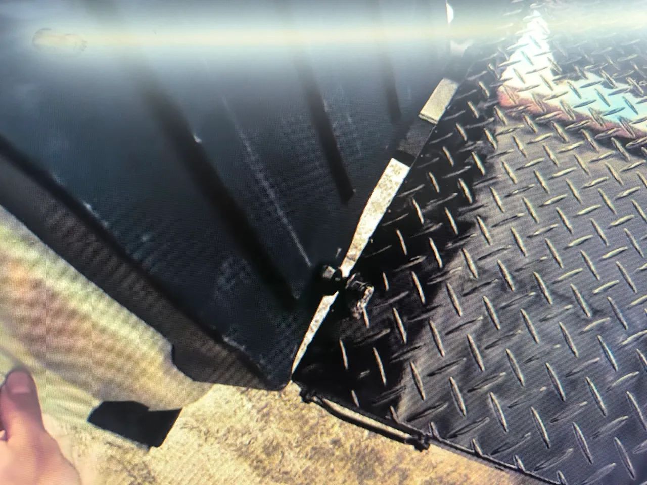 Extensor caçamba Fiat Toro - todos anos 18/26 - Trailers e carrinhos ...
