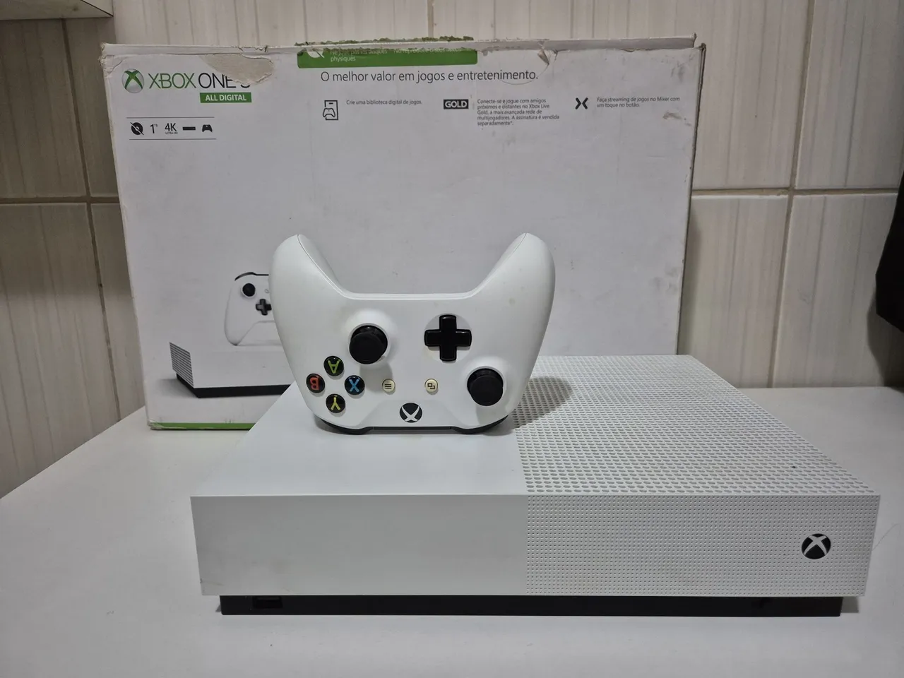 "xbox one s all digital" - Consoles de Vídeo Game no Brasil