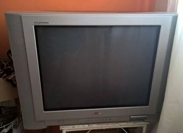 Tv lg flatron tubo | +10 anúncios na OLX Brasil
