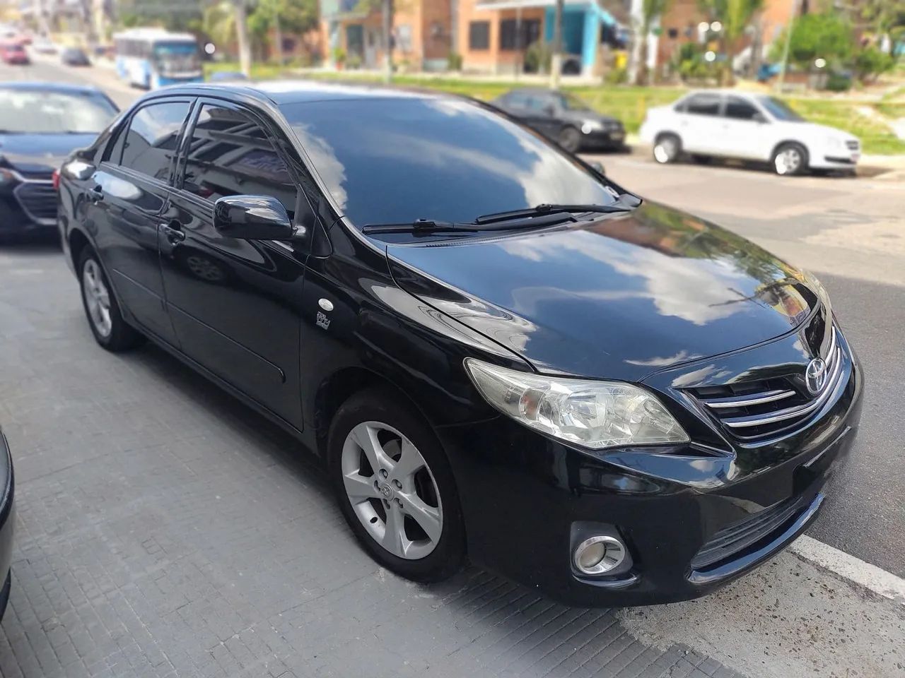 TOYOTA COROLLA 2014 Usados e Novos