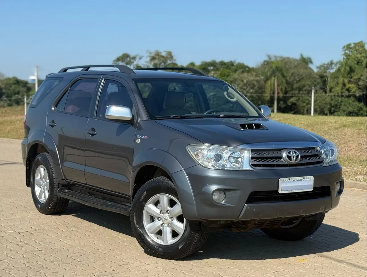 "hilux sw4 7" no Brasil