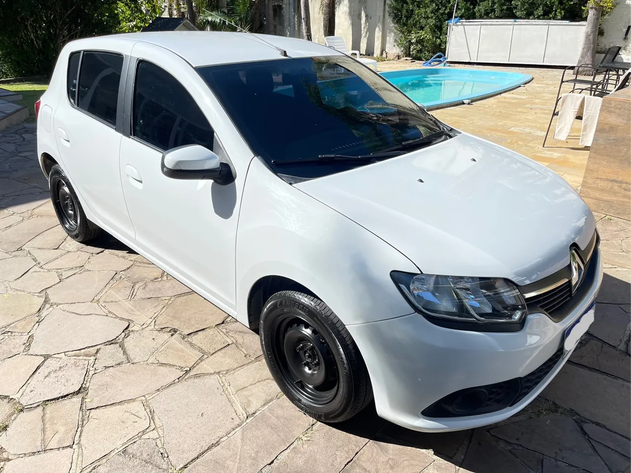 RENAULT SANDERO 2020 Usados e Novos no RS