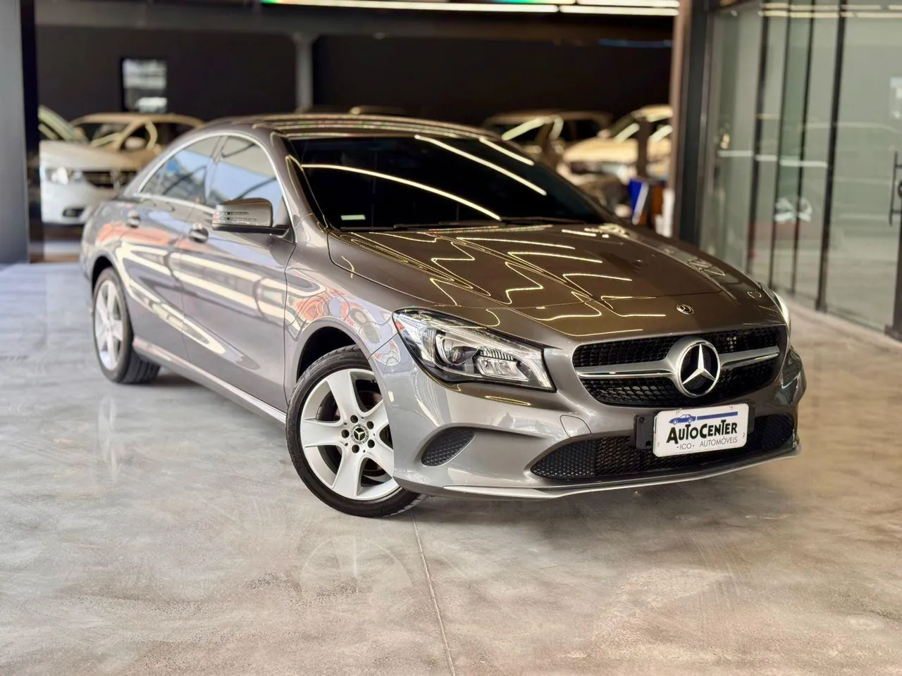 MERCEDES-BENZ CLA-180 Usados e Novos