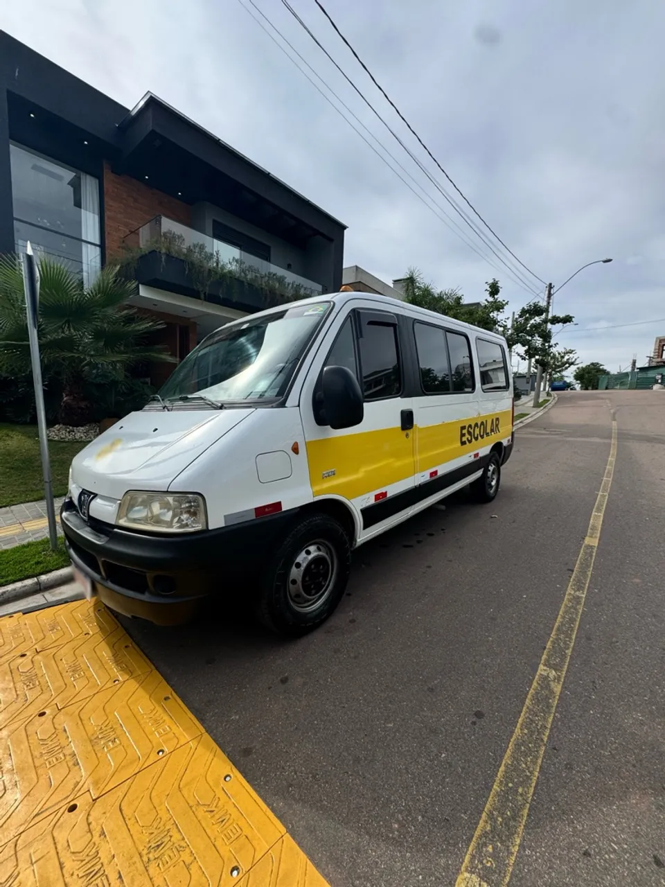 "carro escolar" no Brasil