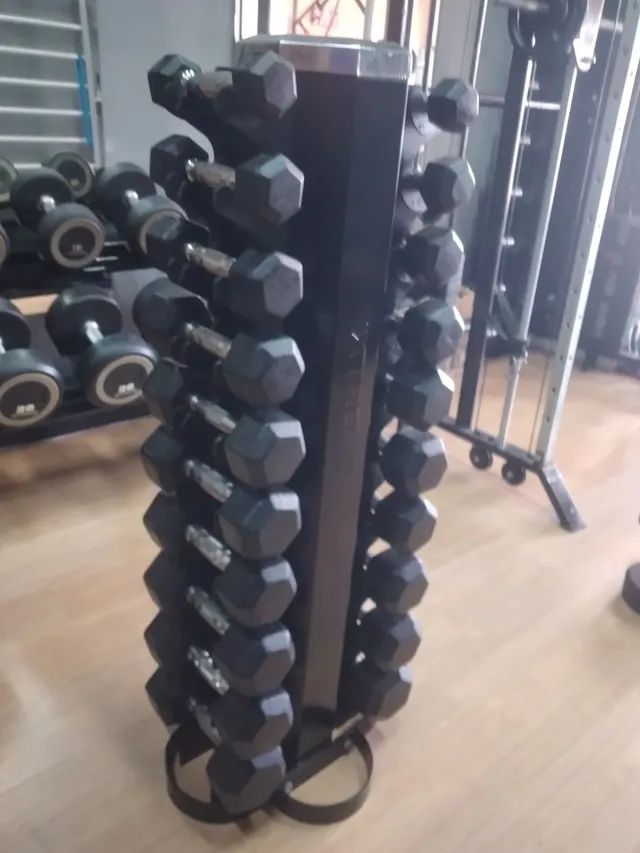 "torre de halteres" no Brasil