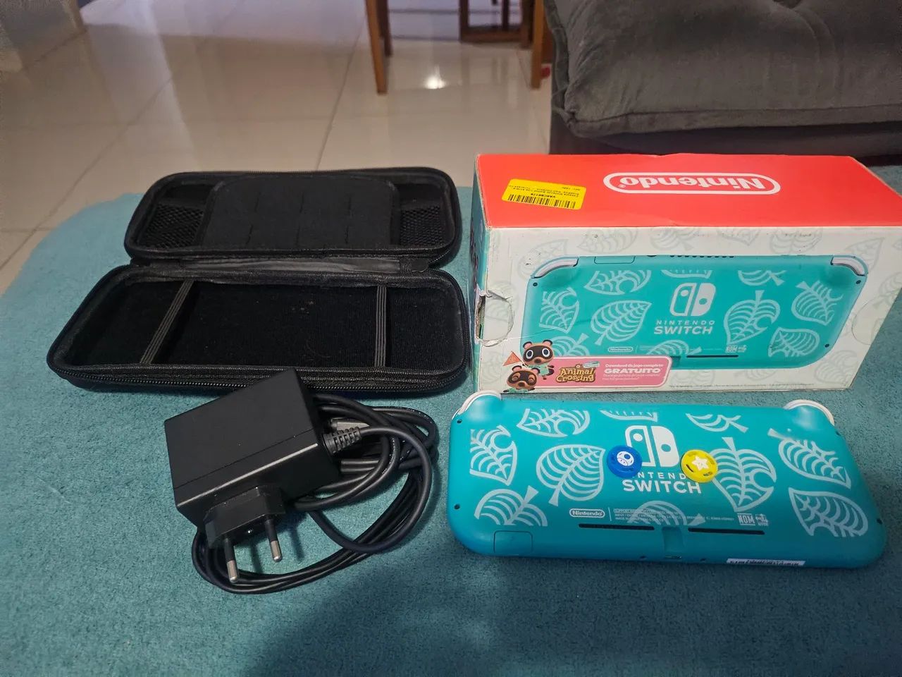 Switch lite ediçao animal crossing completinho - Consoles de Vídeo Game ...