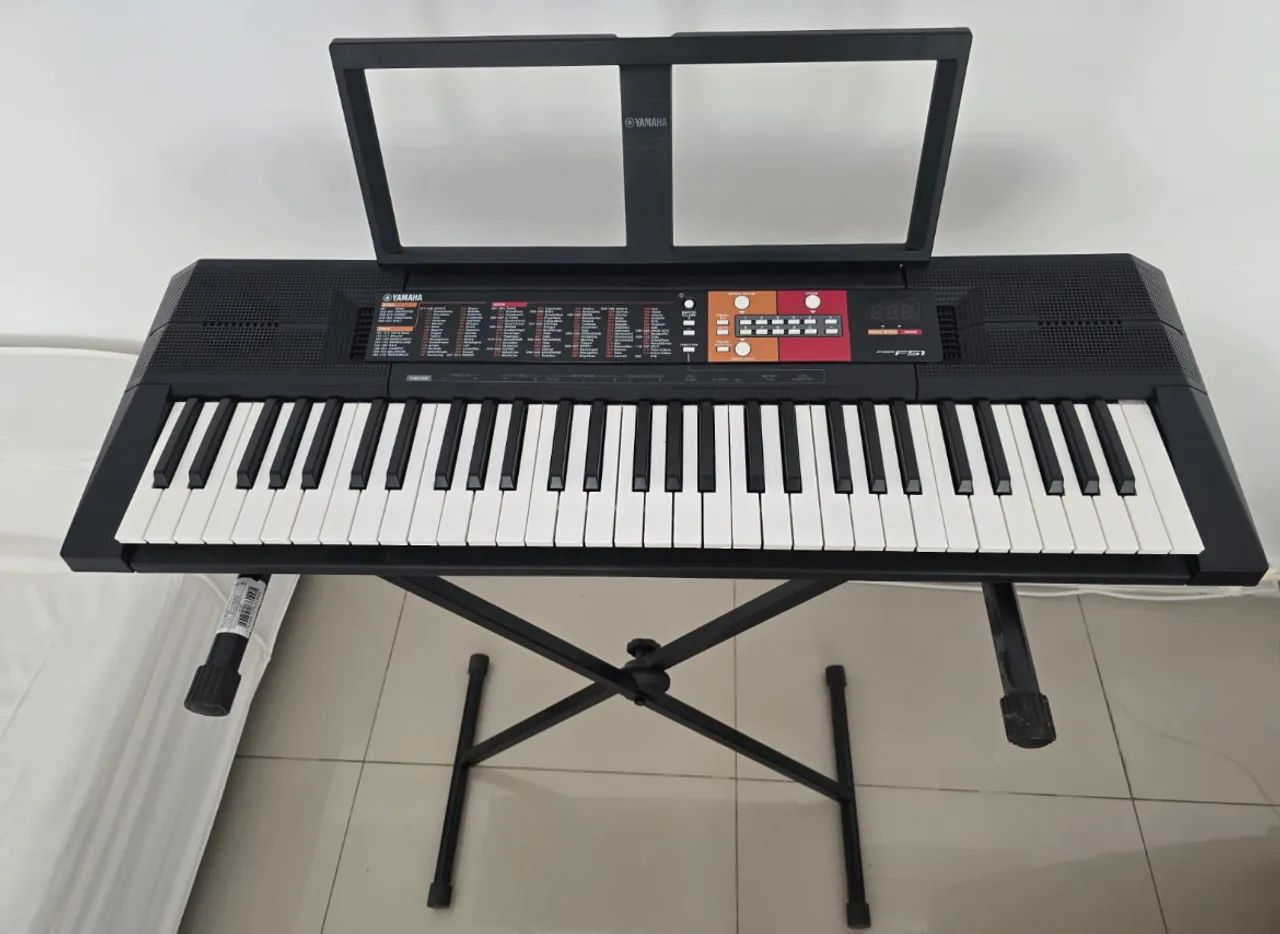 Teclado Yamaha digital PSR-F51 com suporte capa de transporte ...