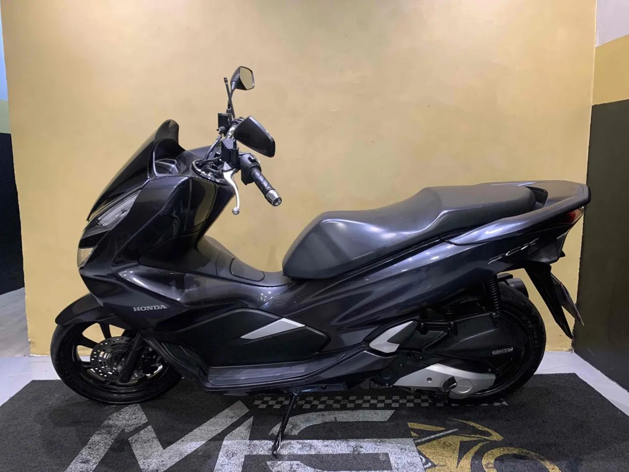 Motos HONDA PCX 2022 no Brasil