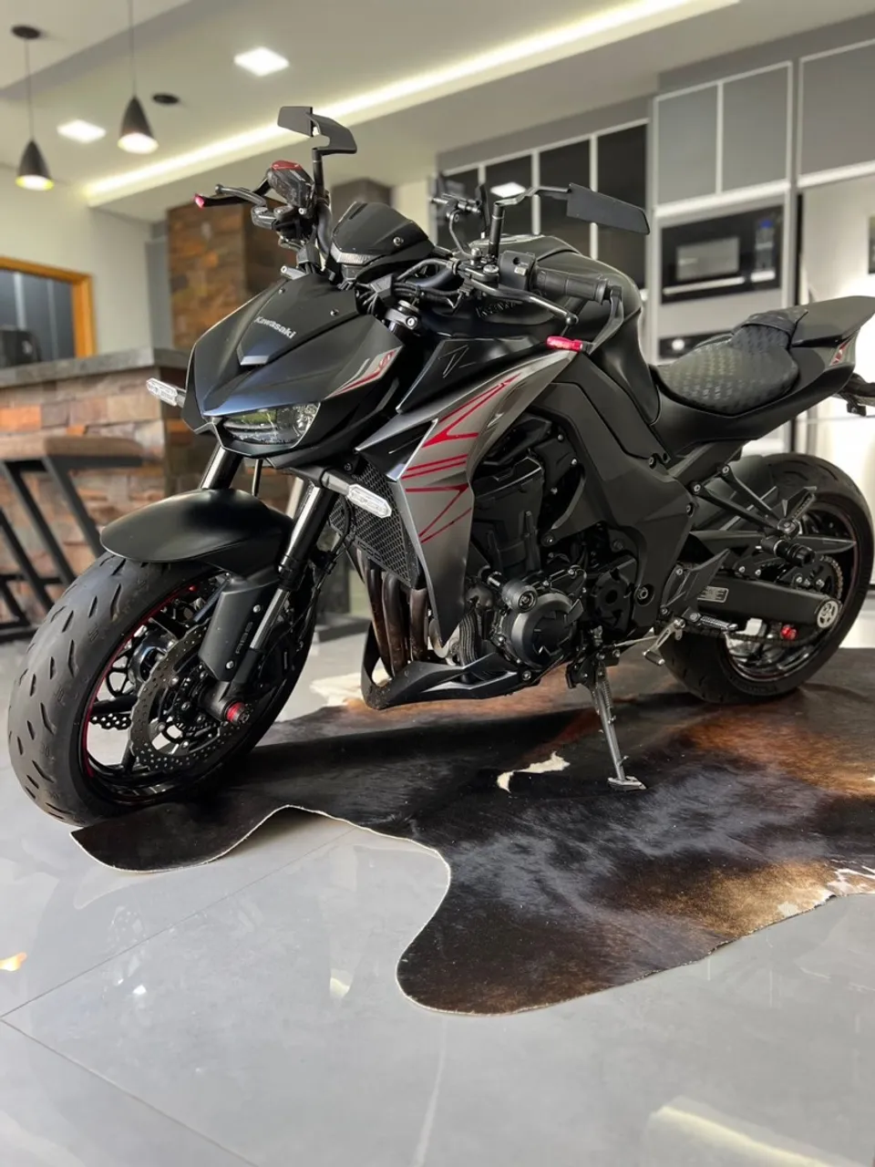 Motos KAWASAKI Z 1000 no Brasil