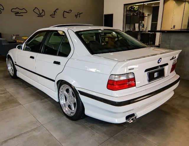 BMW 325I a gasolina Usados e Novos em Florianópolis e região, SC