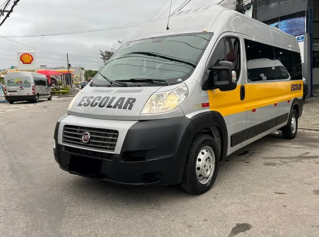 "carro escolar" - Carros Usados e Novos à venda