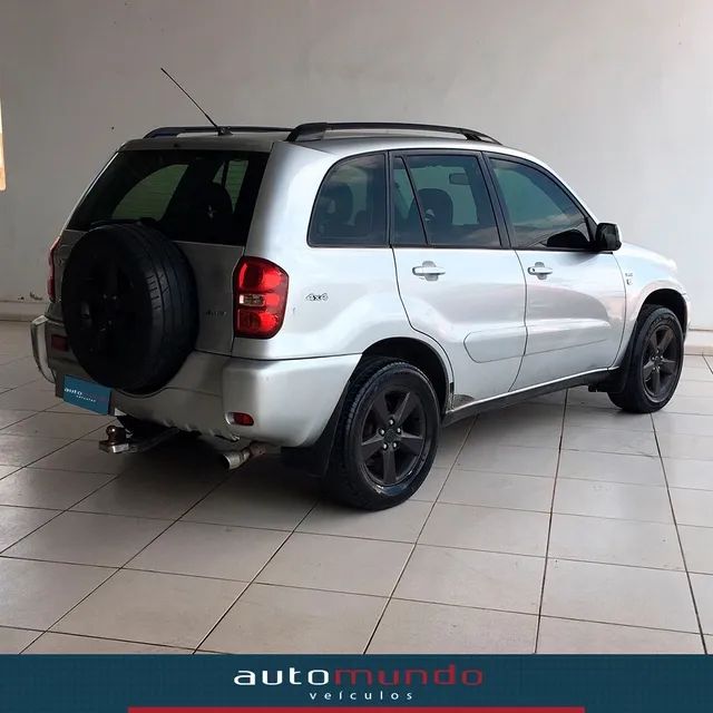 TOYOTA RAV4 2005 Usados e Novos