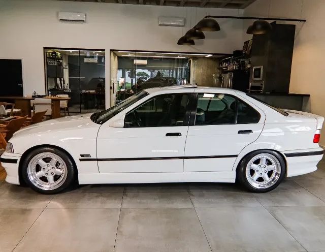 BMW 325I a gasolina Usados e Novos em Florianópolis e região, SC