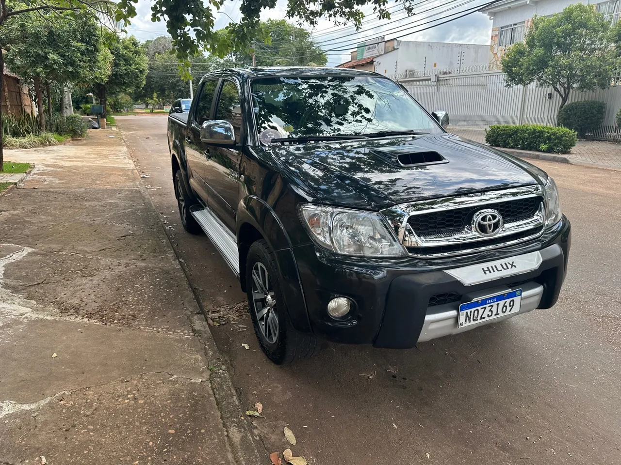 TOYOTA HILUX 2010 Usados e Novos
