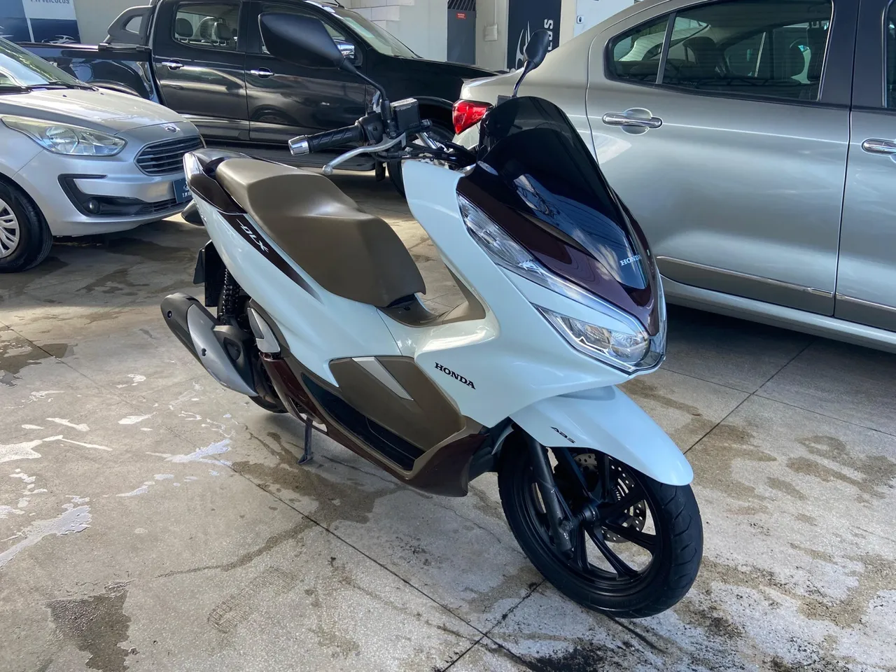 Motos Honda PCX 2021 no Brasil