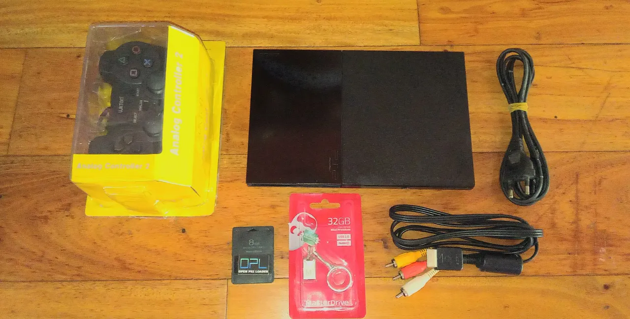 "playstation 2 slim" - Consoles de Vídeo Game no Brasil