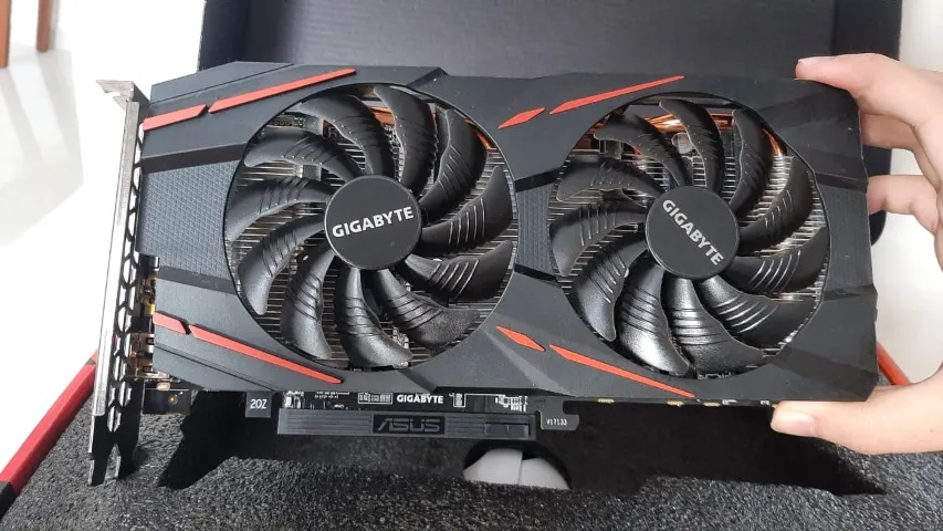 "rx 570 4gb" - Placas de Vídeo no Brasil