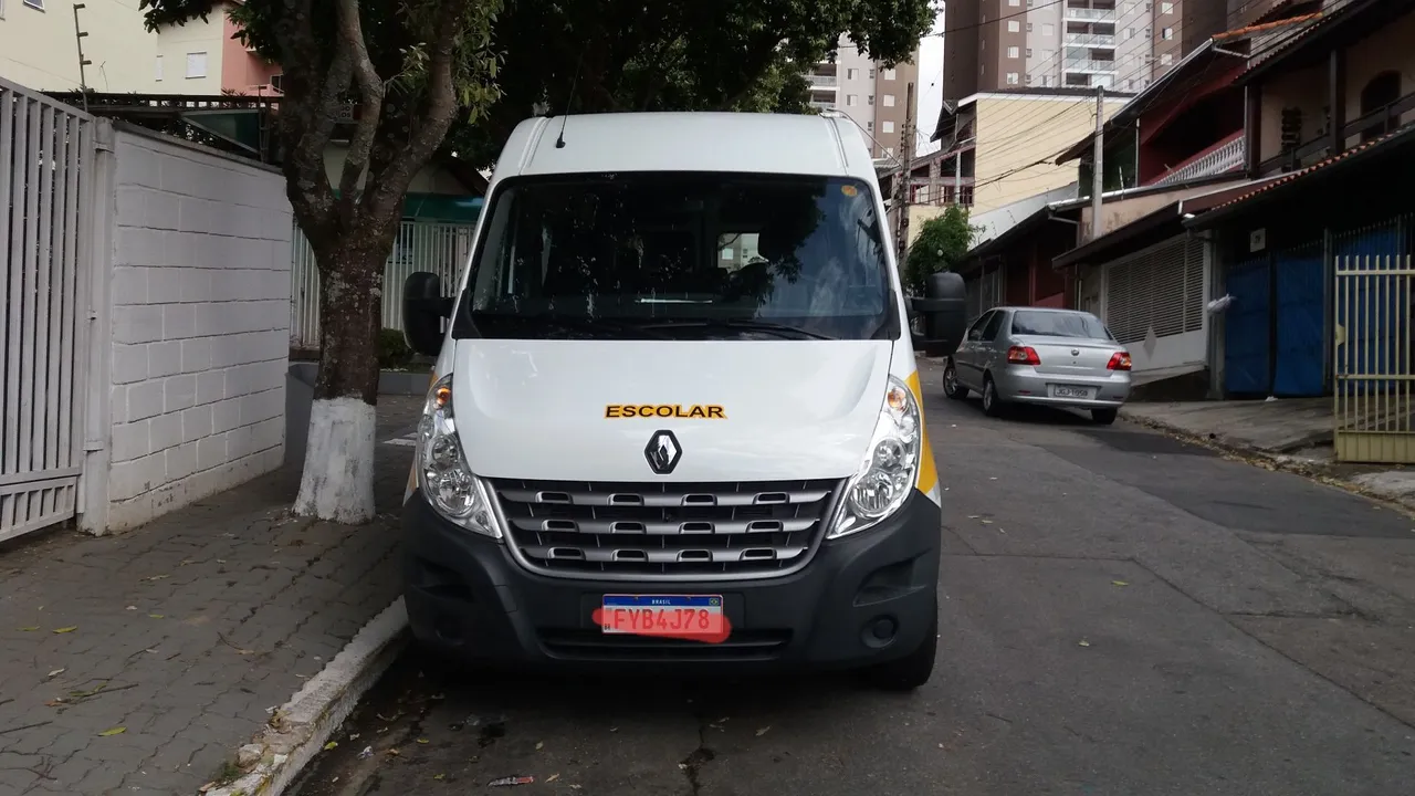 "carro escolar" no Brasil