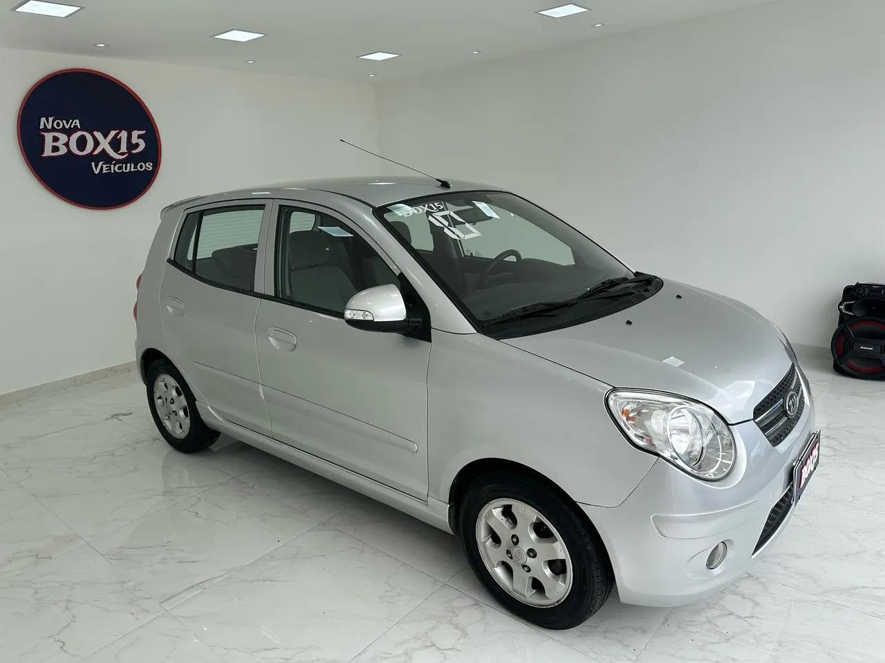 KIA MOTORS PICANTO 2010 Usados e Novos