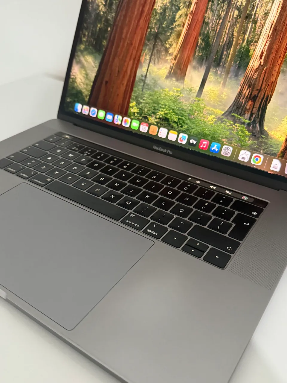 macbook pro i7 2019 macbook pro i7 2019