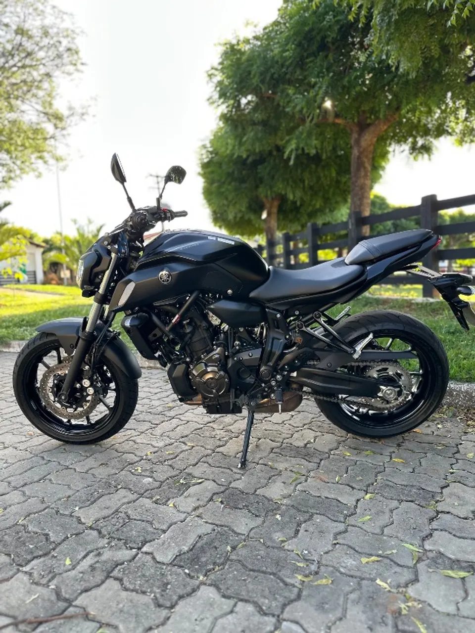 Motos YAMAHA MT-07/MT-07 2025 no Brasil