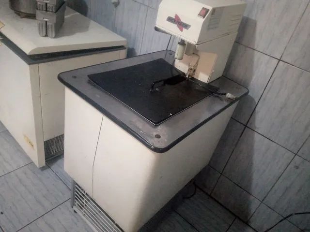 "maquina picoleteira" no Brasil