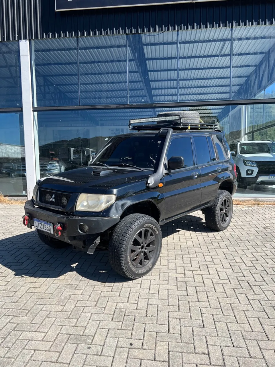 MITSUBISHI PAJERO TR4 2.0/ 2.0 FLEX 16V 4X4 AUT. Usados e Novos