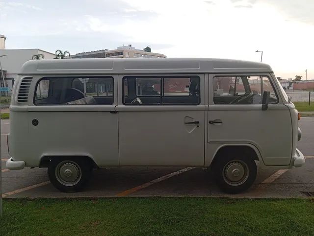 VOLKSWAGEN KOMBI 2000 Usados e Novos