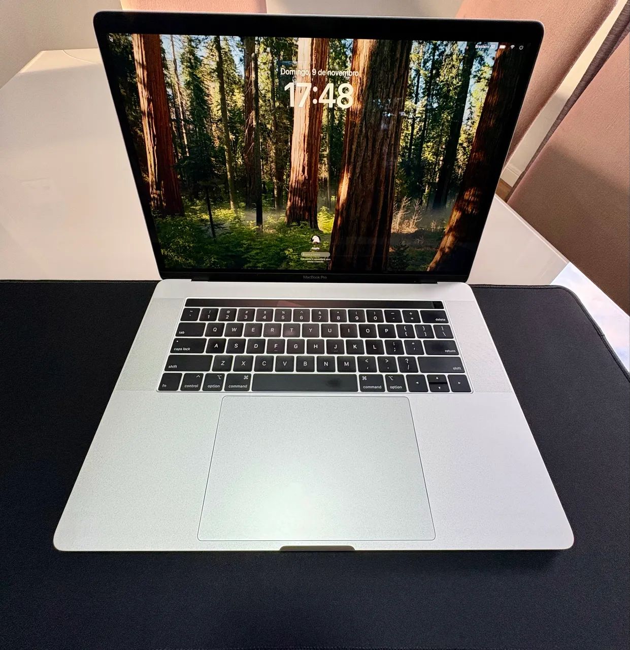 MacBook Pro Touch Bar 15 polegadas (i9/32g/1Tb) placa de vídeo dedicada ...